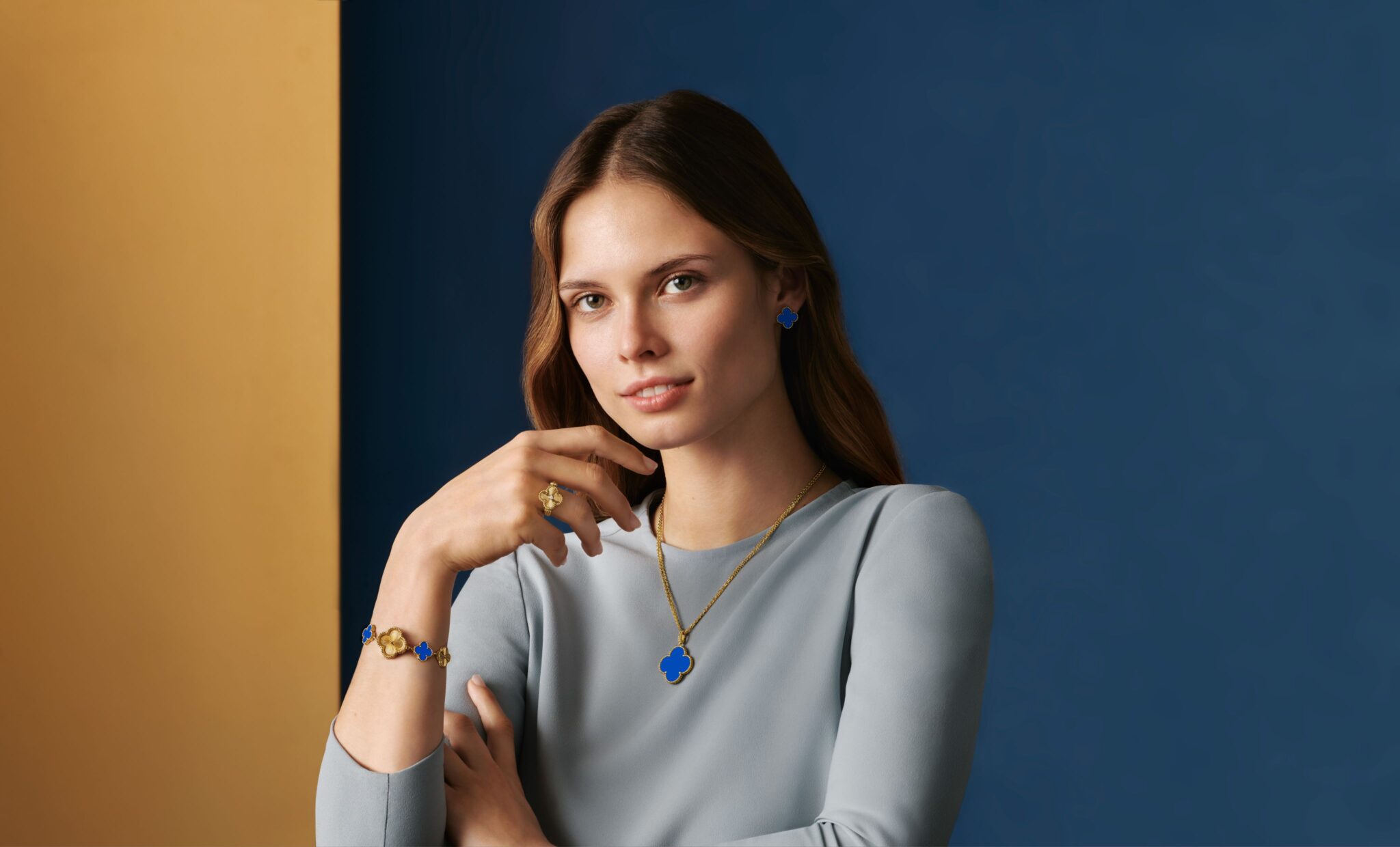 VAN CLEEF & ARPELS Vintage Alhambra & Sweet Alhambra - Thời gian Magazine